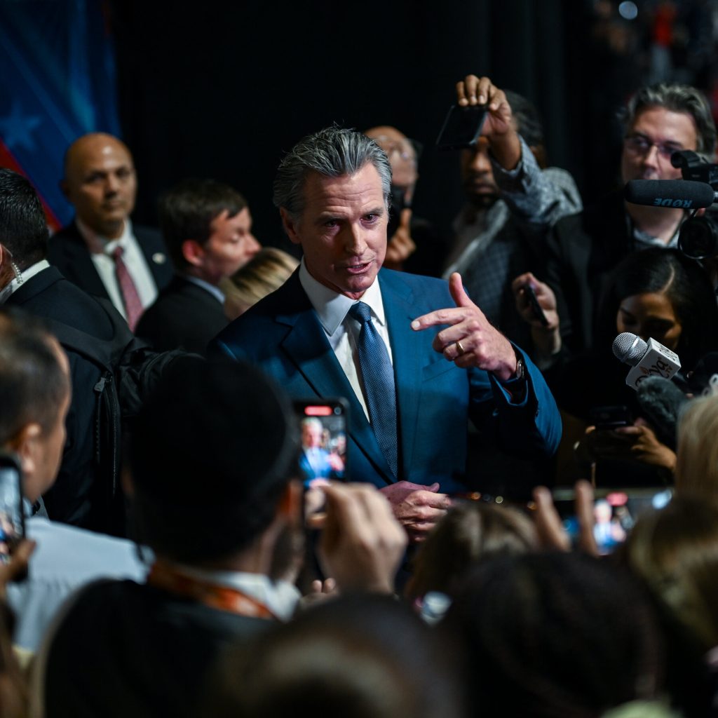 California Bans Legacy Admissions at Private Universities | Business ...
